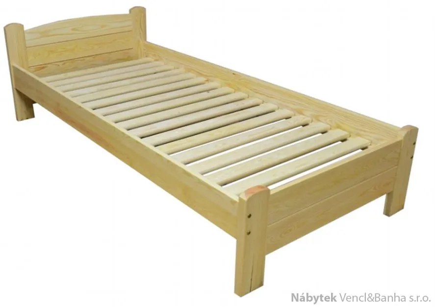 dřevěná dvoulůžková postel z masivního dřeva Marsylia chalup