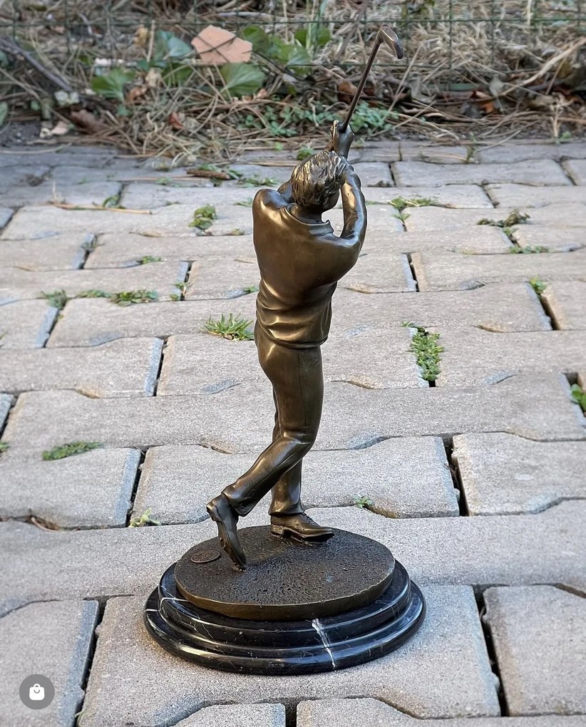 Bronzová socha soška - Golfista 2