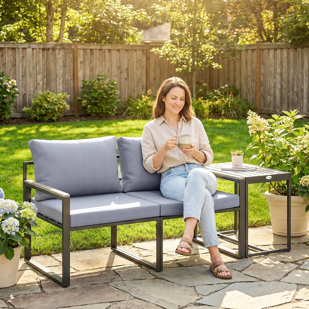 Outsunny 3dílný bistro set na balkon – 2 křesla a stolek, odnímatelné prodyšné polštáře, ocel, šedá