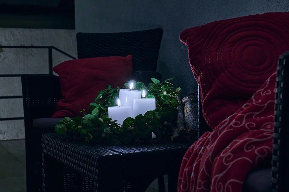 LED svíčka z pravého vosku na baterie, Ø 7,5 × 10 cm, bílá, 2× AA