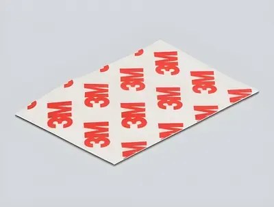 Delock černá / Pěnový chránič hran / 70x67x35 mm / PVC / samolepicí