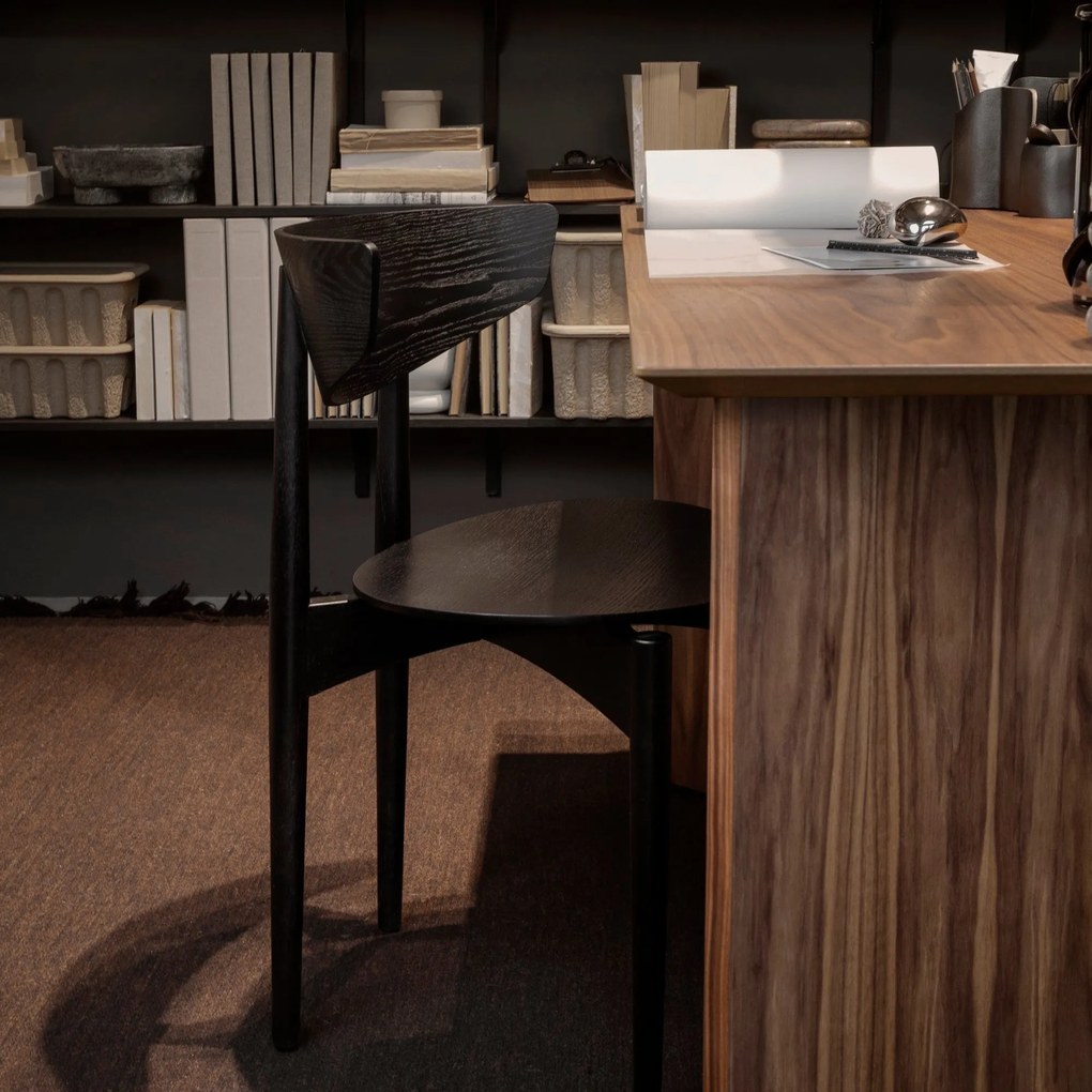 FERM LIVING Jídelní židle Herman Wood, Black