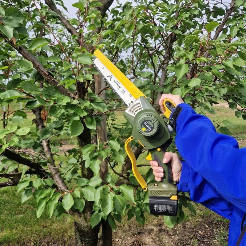 Elektrická dvouruční mini řetězová pila ALPEN Beverin 20 BEVE20