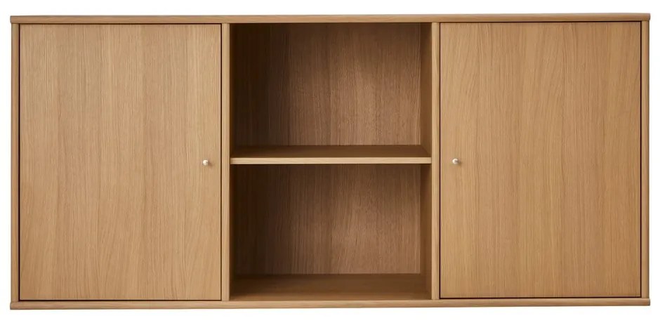 Nízká závěsná komoda v dekoru dubu v přírodní barvě 133x61 cm Mistral – Hammel Furniture