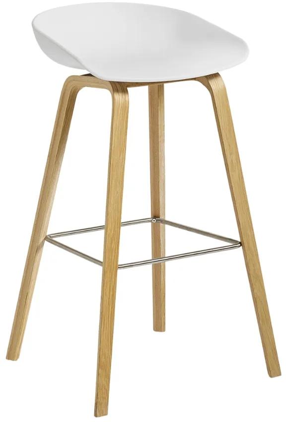 OnaDnes -20% Bílá plastová barová židle HAY AAS 32 s dubovou podnoží 75 cm