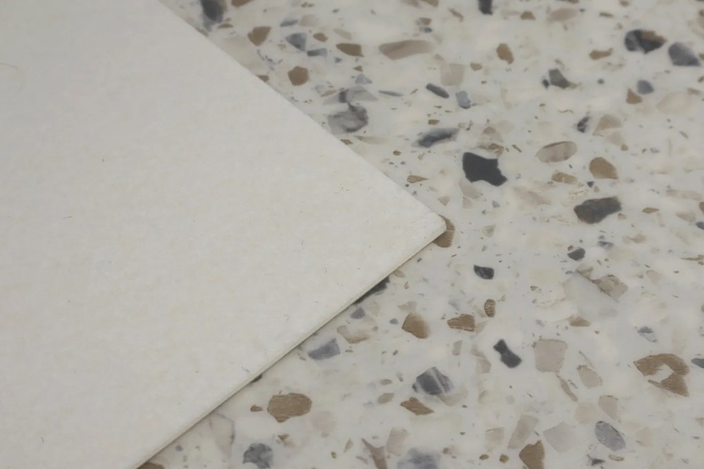 IVC Commercial, PVC podlaha - lino Logitex Ultimate 55 Coronet T35, na míru, šíře 2m,4m, béžová, filc, chodba / předsíň
