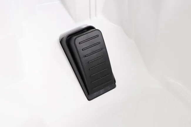 Elektrické autíčko Land Rover Defender bílé