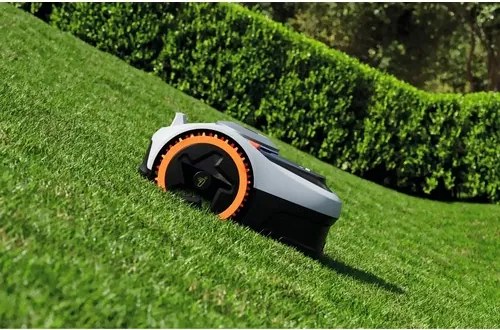 Bezdrátová autonomní robotická sekačka SEGWAY Navimow i206 AWD E 600m2