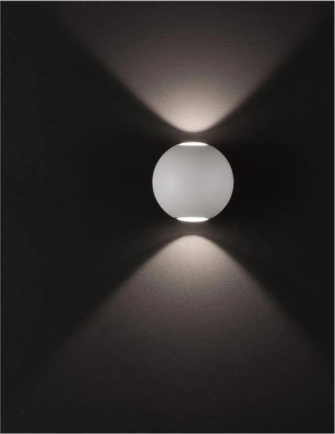 NV 726217 Venkovní nástěnné svítidlo COMO bílý hliník a sklo LED 2x5W 3000K 220-240V 2x51st. IP54 světlo ve dvou směrech - NOVA LUCE