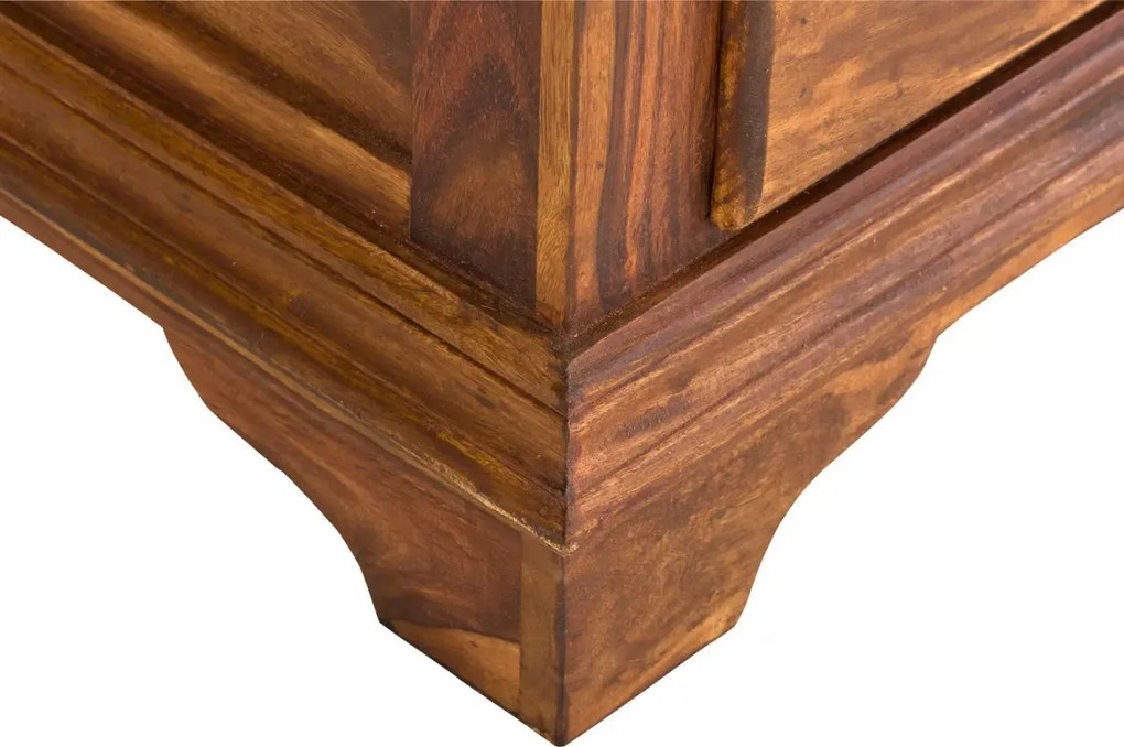 furniture-nabytek.cz - Vitrína Meridan z akácie