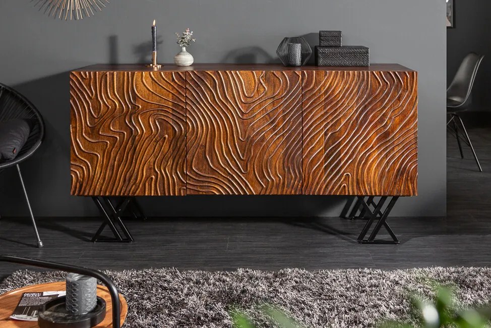 Moderní komoda z masivu Fluid Mango 160cm