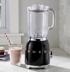 SMEG BLF03BLEU stolní mixér černá