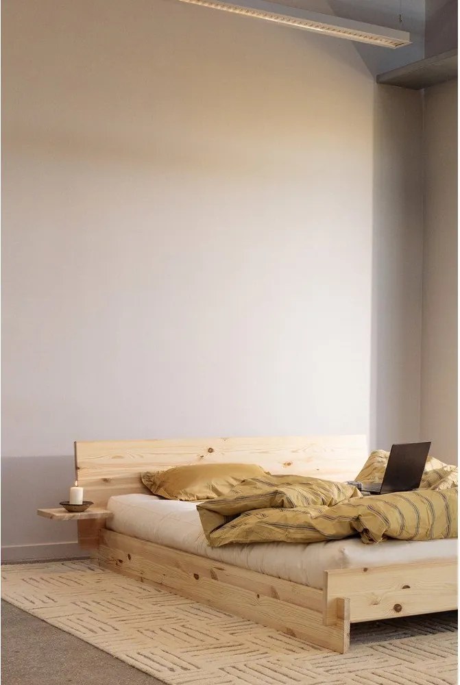 Dvoulůžková postel z borovicového dřeva s roštem 160x200 cm ve světle přírodní barvě Latch – Karup