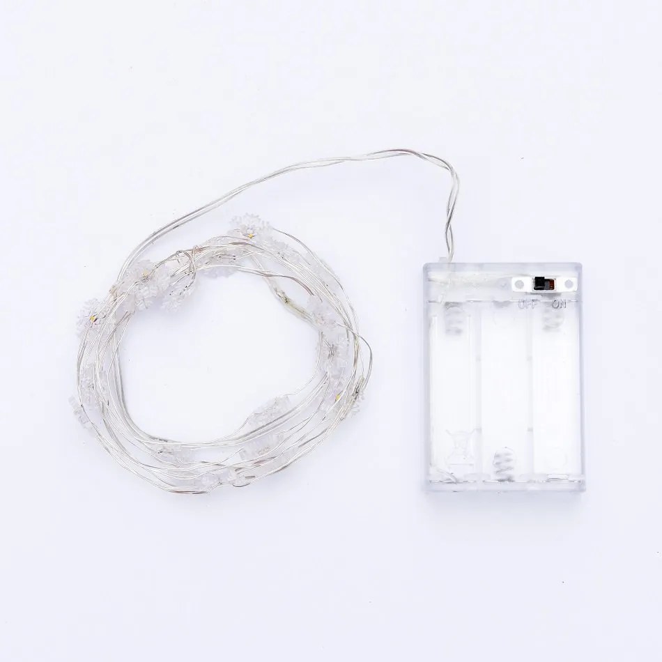 LED světýlka na baterie, vločky, 2,3 m, teple bílá, 20 diod, čirý kabel, IP20 interiér, 3 × AA