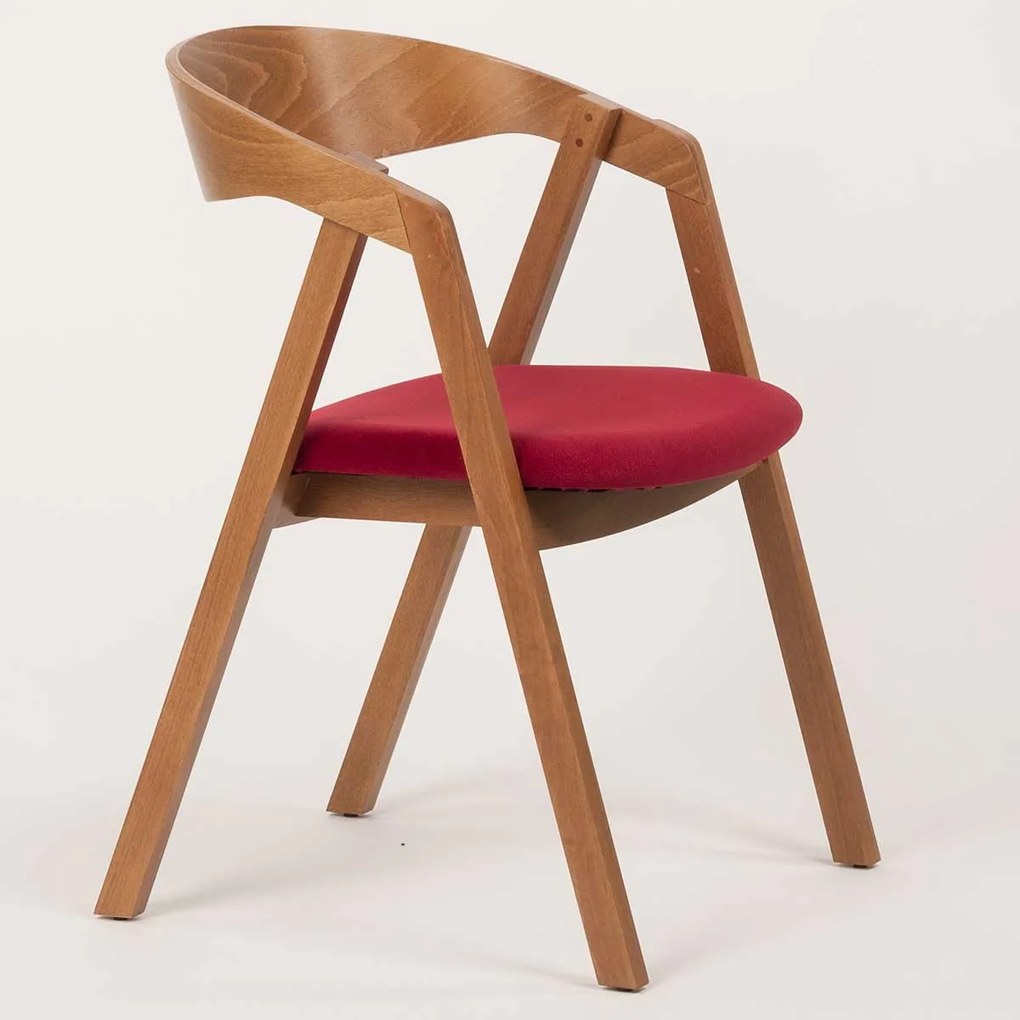 Stima bukové křesílko GURU s čalouněným sedákem dubové moření LUX camel 2