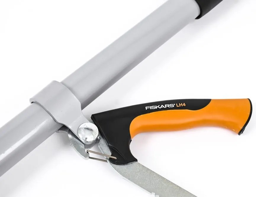 Lopatka s obracákem Fiskars WoodXpert M 1015438