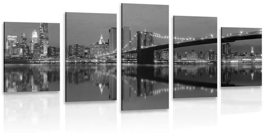 5-dílný obraz odraz Manhattanu ve vodě v černobílém provedení Varianta: 200x100