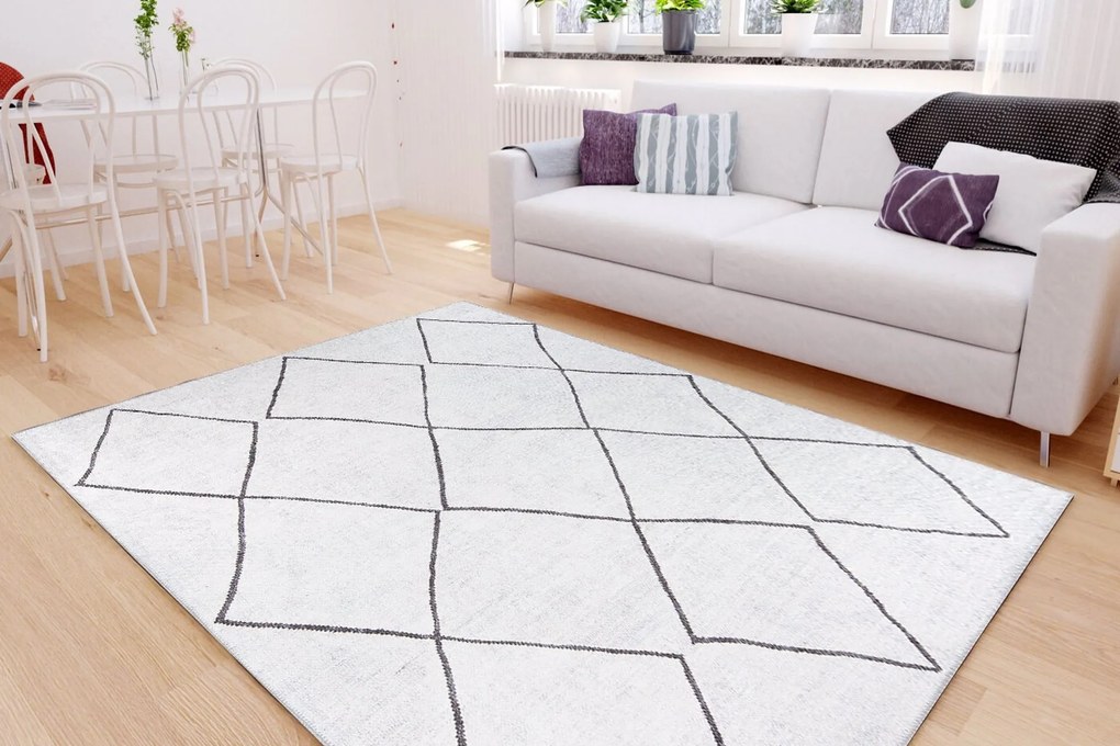 CONCEPTUM HYPNOSE Koberec CHENILLE 140x190 cm bílý 473RTP1450