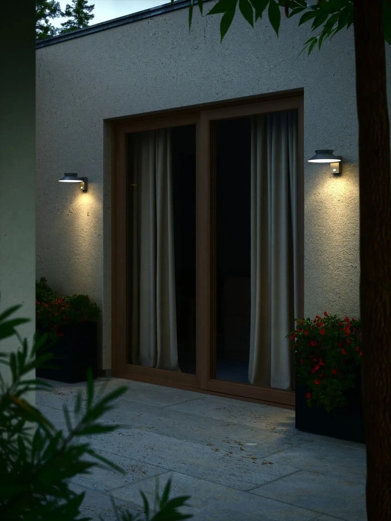 Antracitové fasádní solární LED svítidlo Justina s pohybovým čidlem 5W  - Nordlux