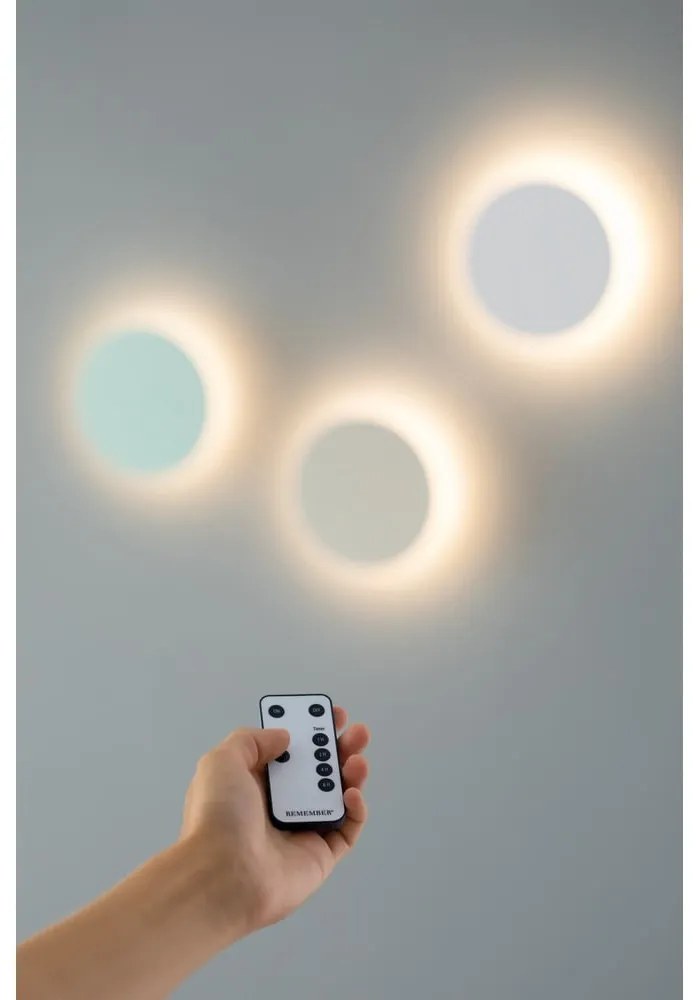 Bílé LED nástěnné svítidlo s časovačem/na dálkové ovládání na USB ø 19 cm Dot – Remember