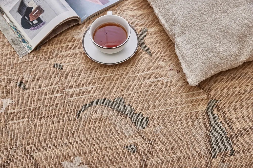Diamond Carpets India, Ručně vázaný kusový koberec Flora DESP P48 Brown Mix, 140x200, hnědá, chodba / předsíň