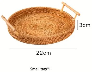 Kulatý servírovací ratanový podnos s dřevěnou rukojetí Rozměr: průměr 22 cm
