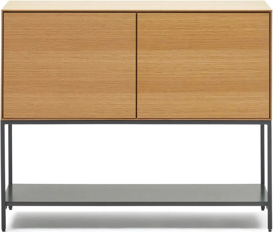 Nízká komoda v dekoru dubu v přírodní barvě 97,5x80 cm Vedrana – Kave Home