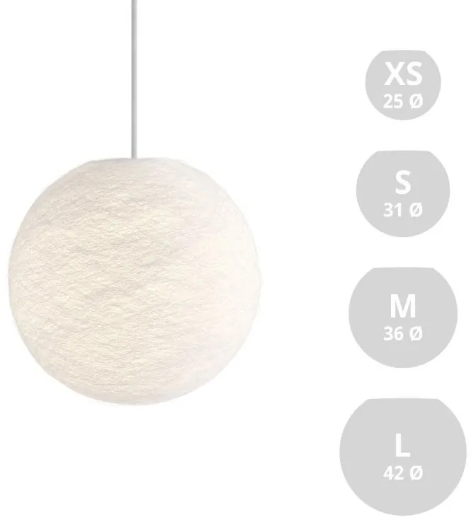 creative cables Stínidlo tvaru koule z polyesterového vlákna - 100% vyrobené ručně Barva komponentu: Bílá, Velikost ⌀: XS - 25cm