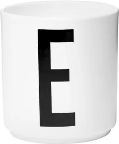 Porcelánový hrnek Letter E Design Letters