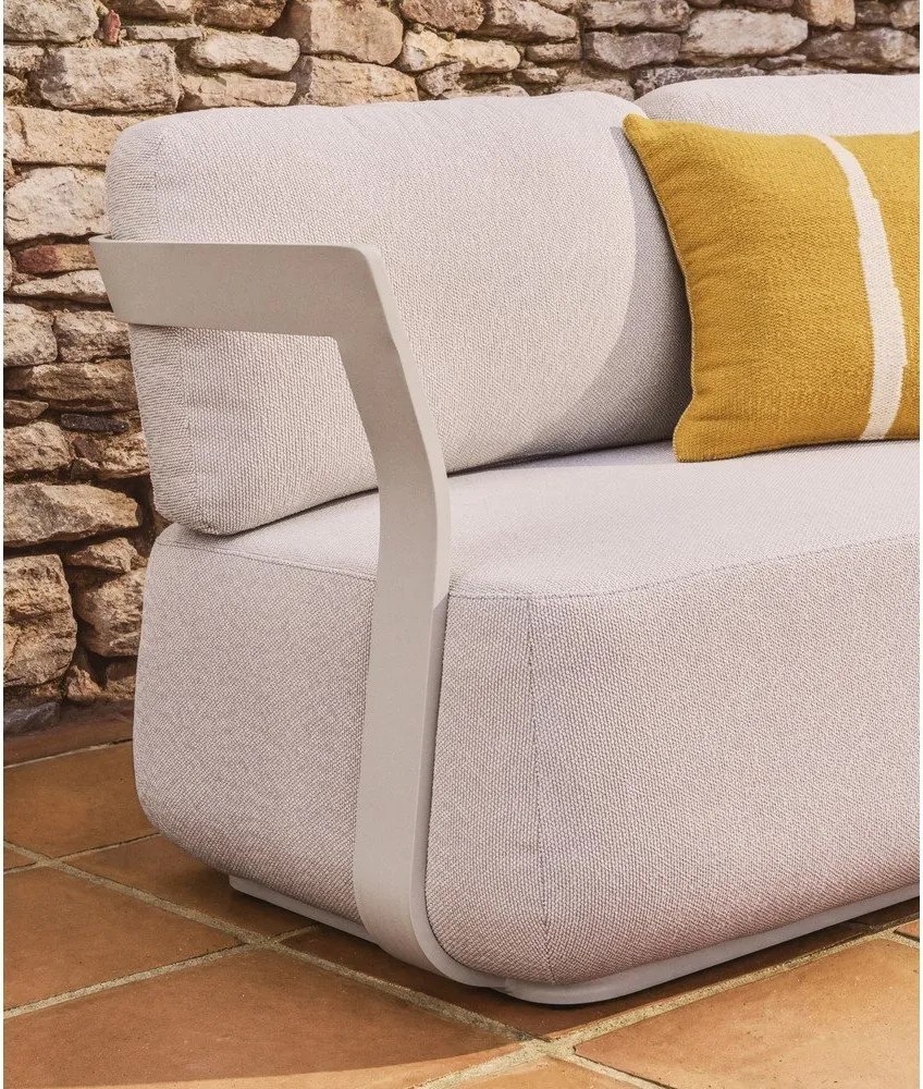 Béžová čalouněná zahradní pohovka Tamaris – Kave Home