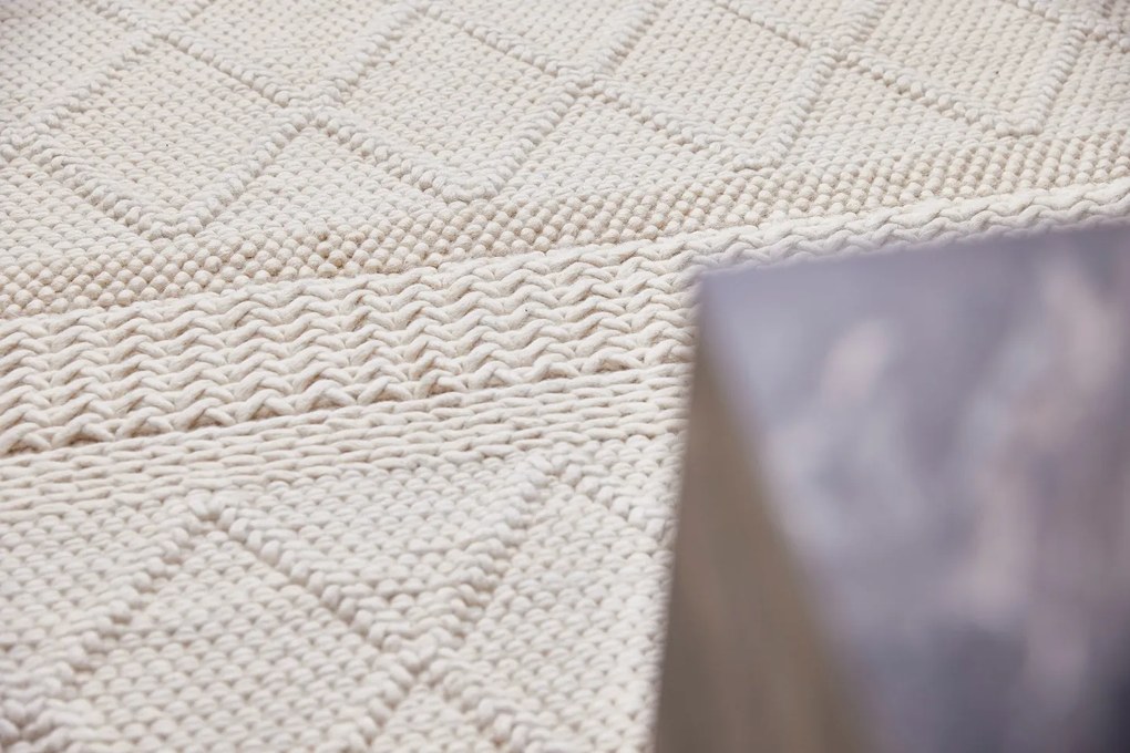Diamond Carpets India, Ručně vázaný kusový koberec Geneva DE 7951 White Mix, 300x400, bílá, ložnice
