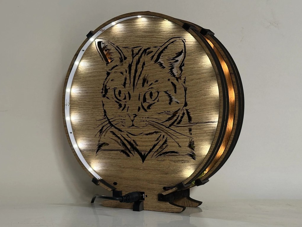 Li-Go "Kočka s mechem" dřevěná lampa s dvojitým podsvícením 20x22 cm dub