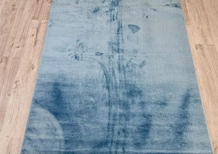 HU Modrý koberec Plush Deluxe Modra Rozměr: 60x100 cm