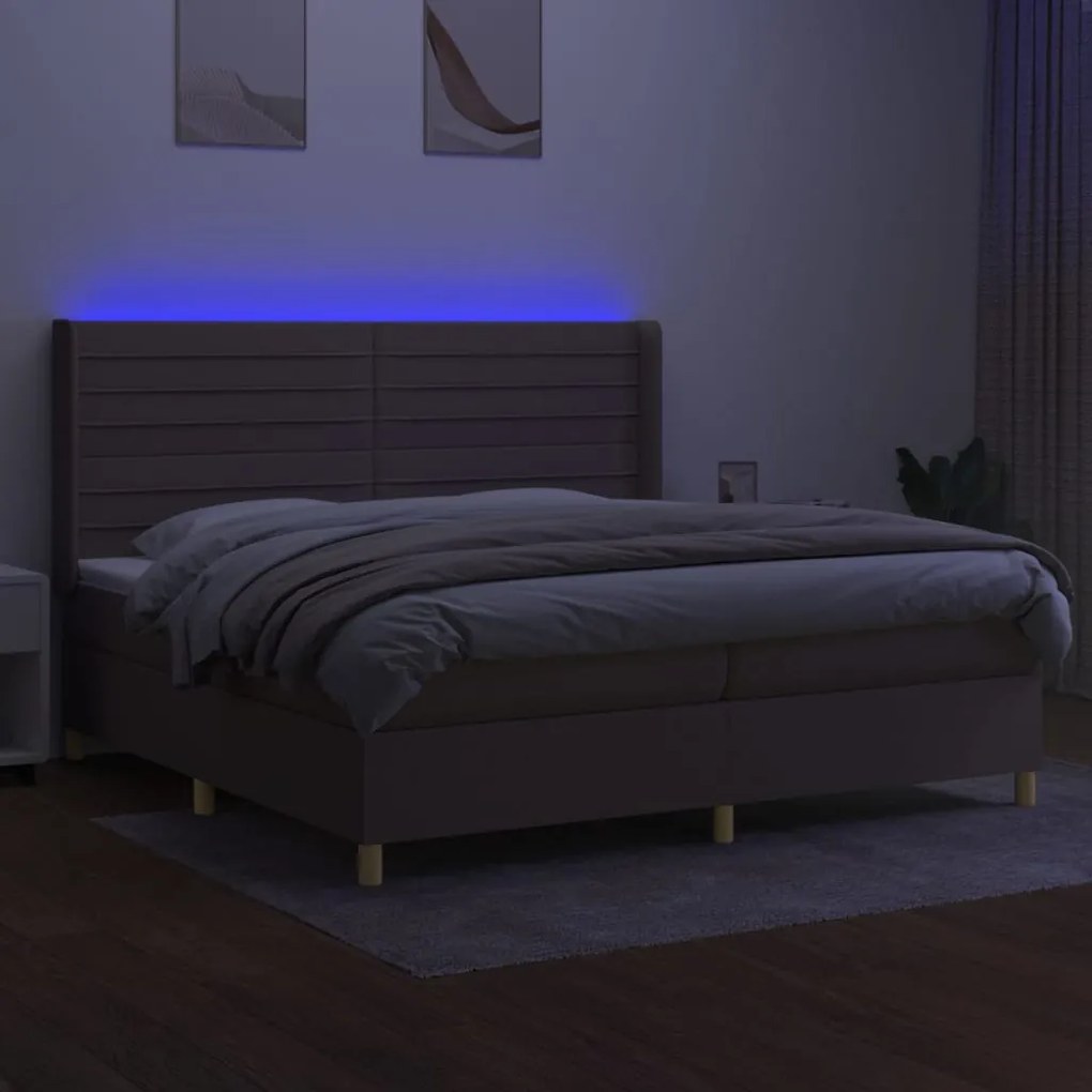 Box spring postel s matrací a LED taupe 200x200 cm textil 3138985