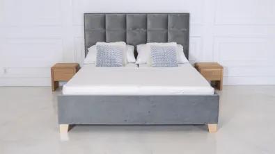 Čalouněná postel s masivním rámem Postelia ALTO, Smrk, 140x200 cm