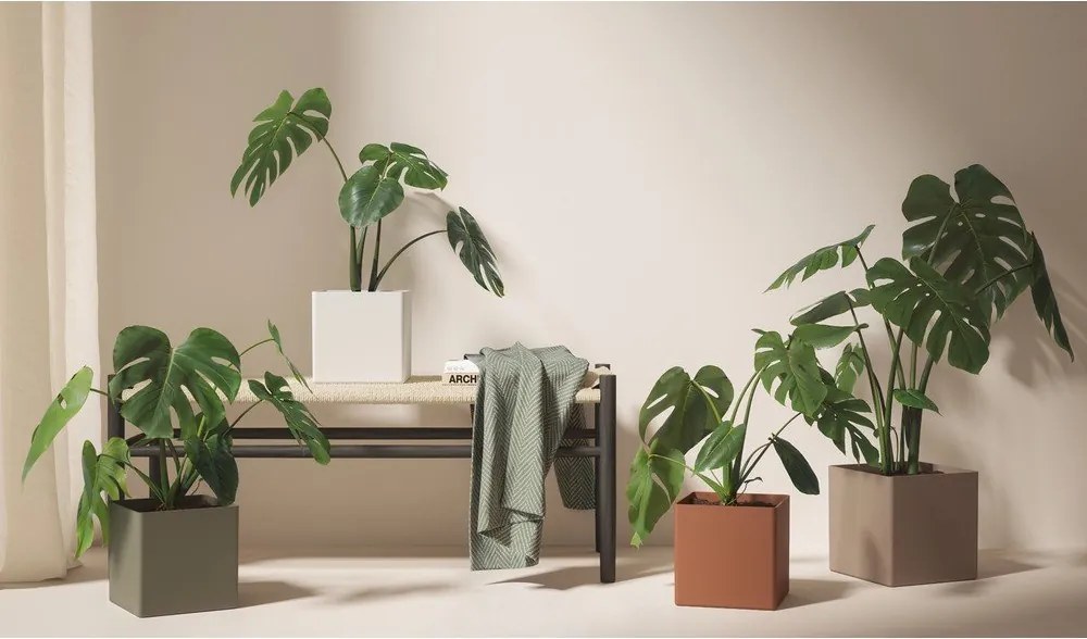 Květináč z recyklovaného plastu Oslo – Artevasi