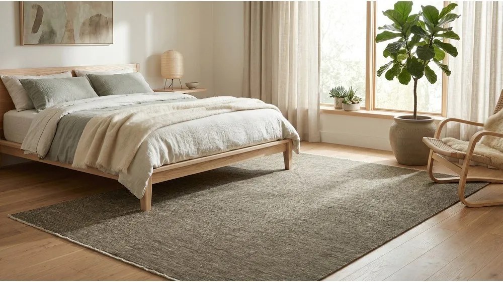 Tmavě zelený koberec 160x230 cm Puro – ESTE