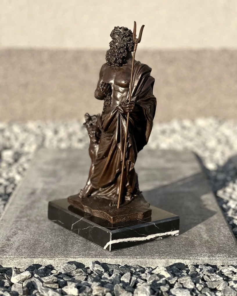 Bronzová socha soška - Hádes a Cerberus