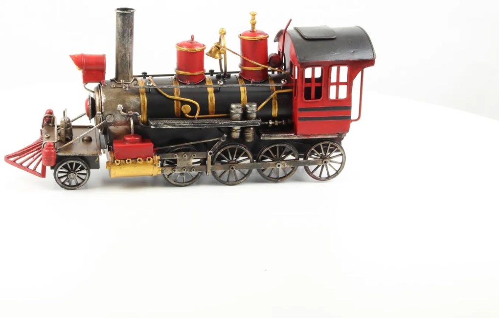 Kovový model lokomotiva