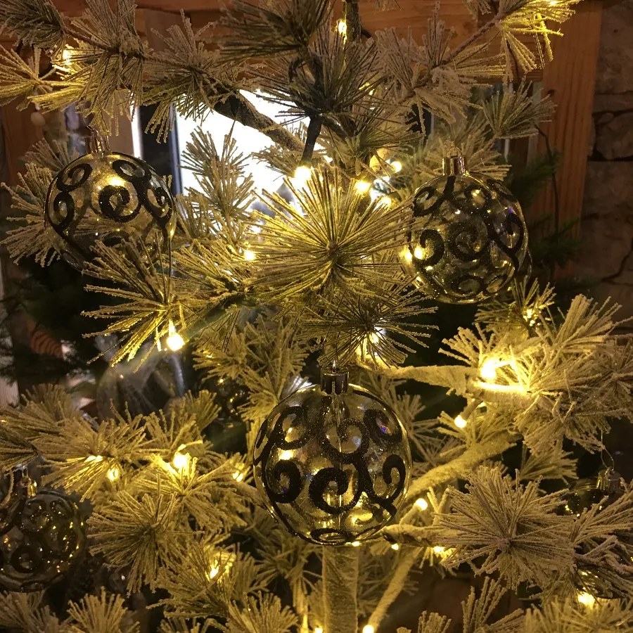 Sada vánočních ozdob černá 7 cm plastové koule, balení 18 ks