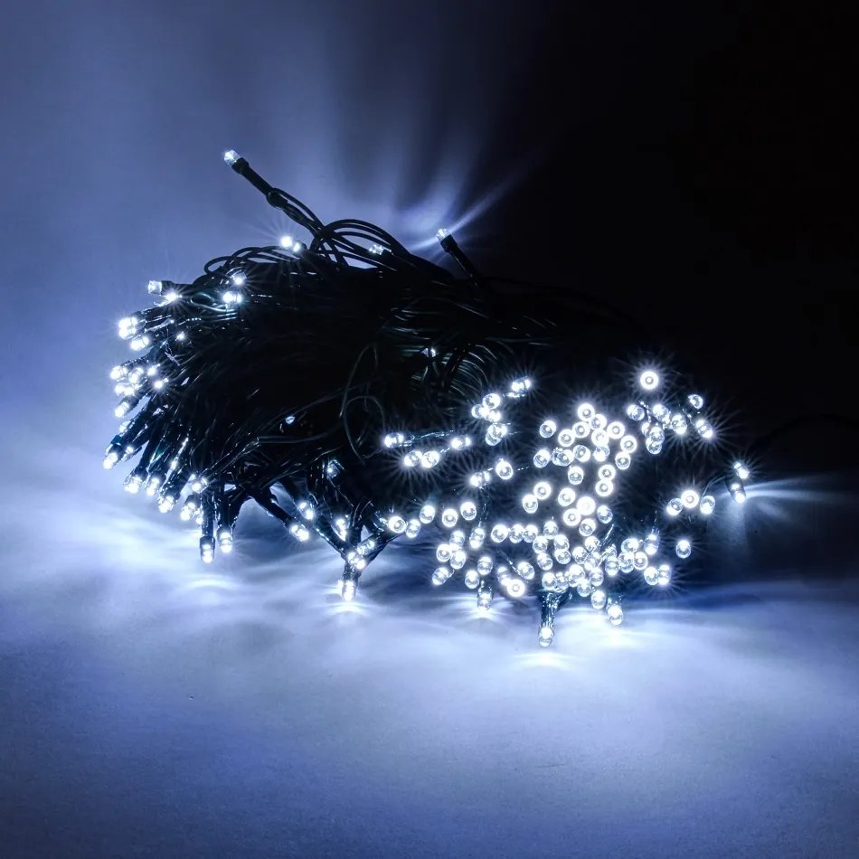 LED světelný řetěz, venkovní, 40 m, ledově bílá, 200 diod, černý kabel, IP44, vč. zdroje