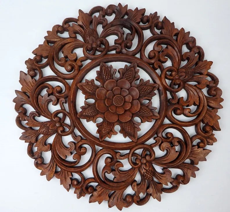 Nástěnná dekorace  MANDALA LOTOS hnědá, 50 cm, exotické dřevo, ruční práce