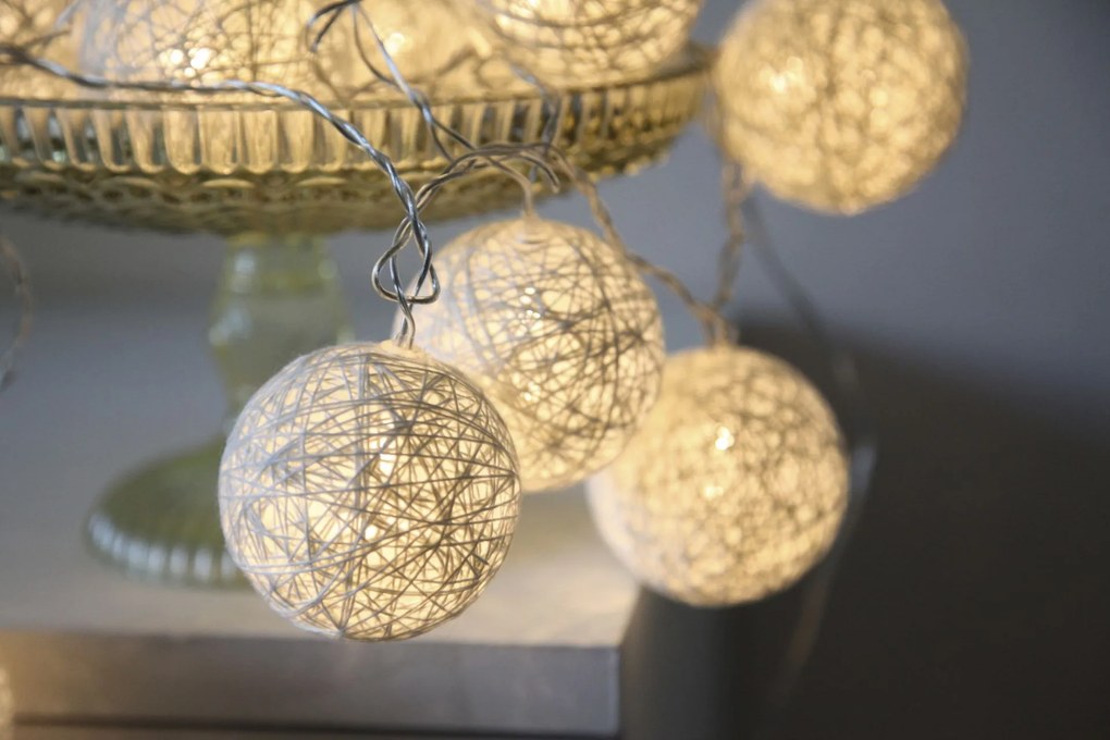 STAR TRADING Světelný lampionový řetěz Jolly White, bílá barva, plast, textil