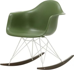 Eames Plastic Armchair RAR bíle lakovaná lesní zelená tmavý javor Vitra