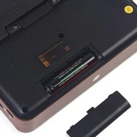 Solární retro rádio s USB, TF slotem, LED lampičkou - CMiK MK-193BT - Olivové