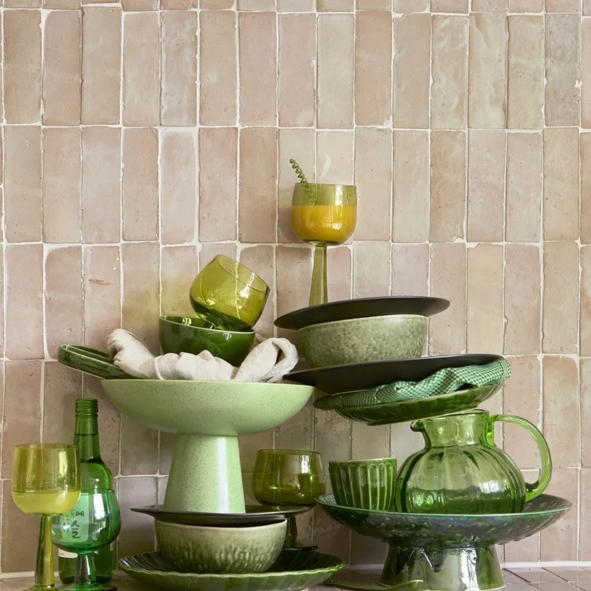 Set 4ks zelená oliv sklenice na víno na vysoké noze The Emeralds - Ø 8*17cm/ 200ml