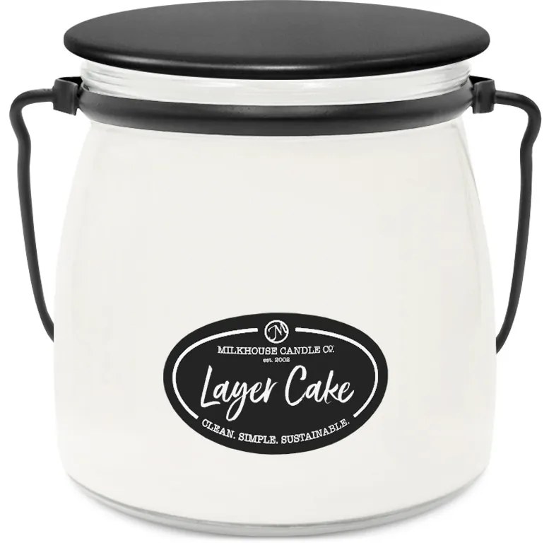 Milkhouse Candle Co. Milkhouse Candle Co. – vonná svíčka Layer Cake (Vanilkový dort), 454 g