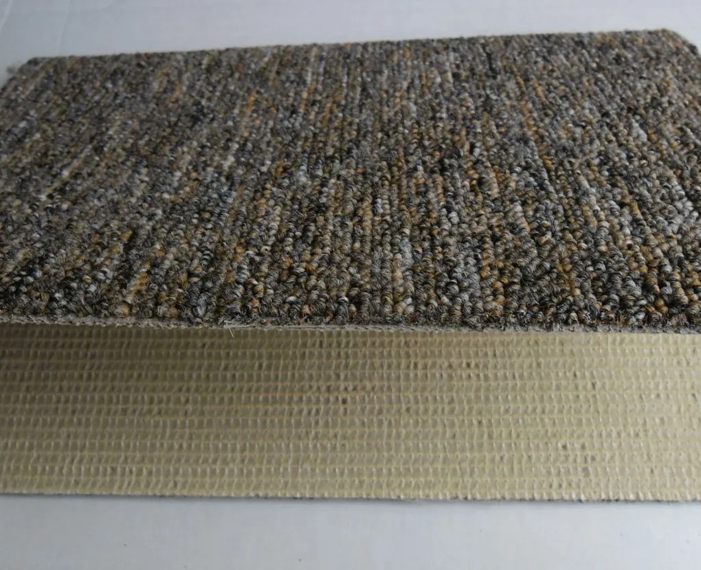 Metrážový koberec Artik 835 š.4m