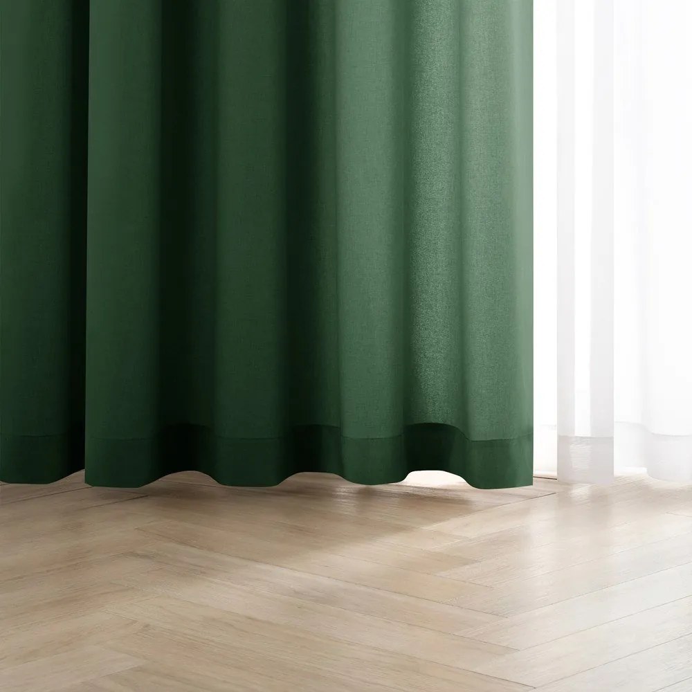 Tmavě zelený dimout závěs 200x300 cm Calisto – Filumi