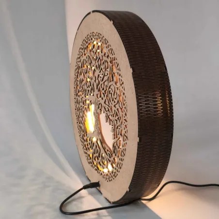 Dřevěná lampa Strom života – keltský design, ruční výroba| SENTOP LED0596